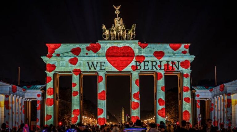 33 Facts About The Brandenburg Gate | The Ultimate List