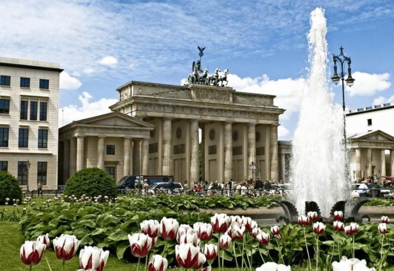 33 Facts About The Brandenburg Gate | The Ultimate List