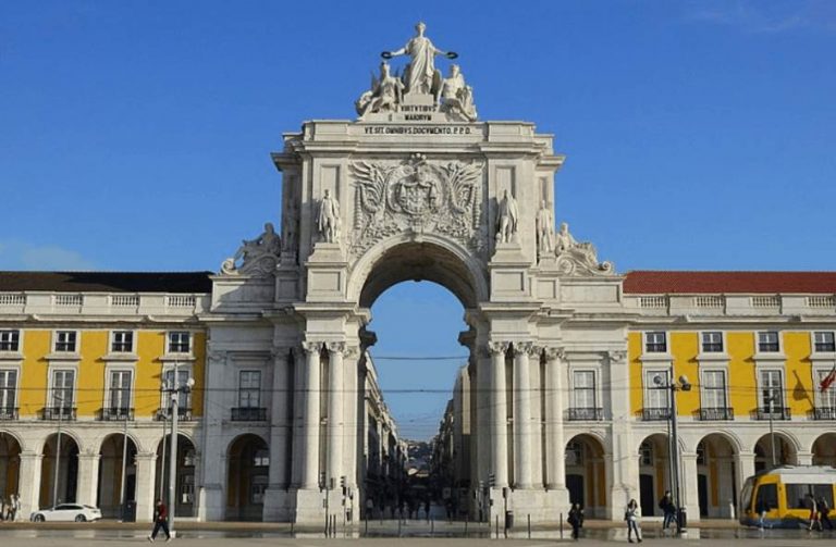 27 Most Famous Arches In The World | The Ultimate LIst