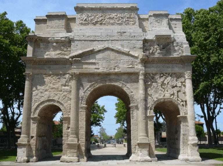 27 Most Famous Arches In The World | The Ultimate LIst