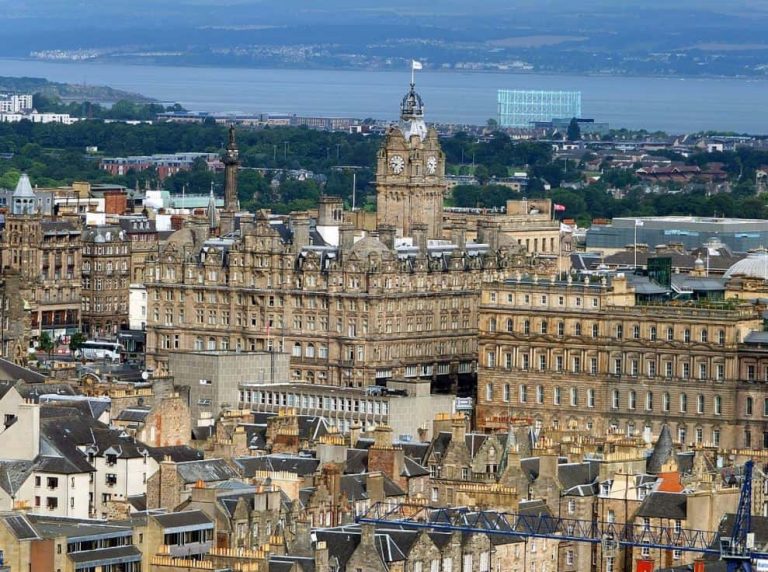 15 Most Famous Buildings In Edinburgh