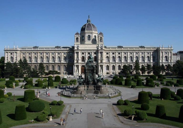 11 Most Famous Buildings In Vienna