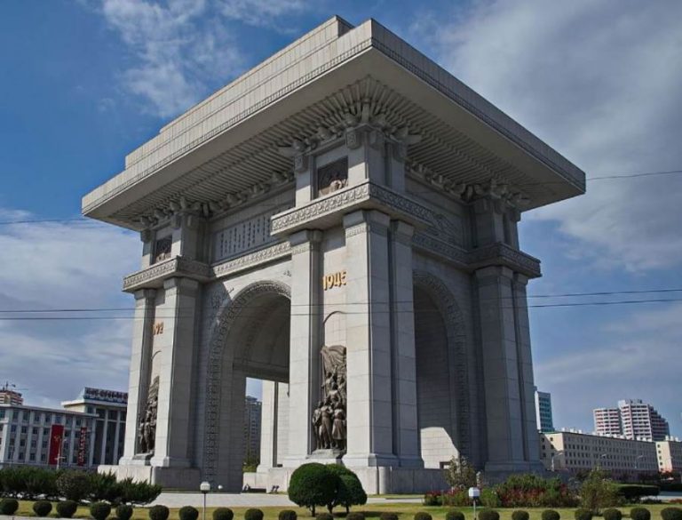 8 Facts About The Arch Of Triumph (Pyongyang)