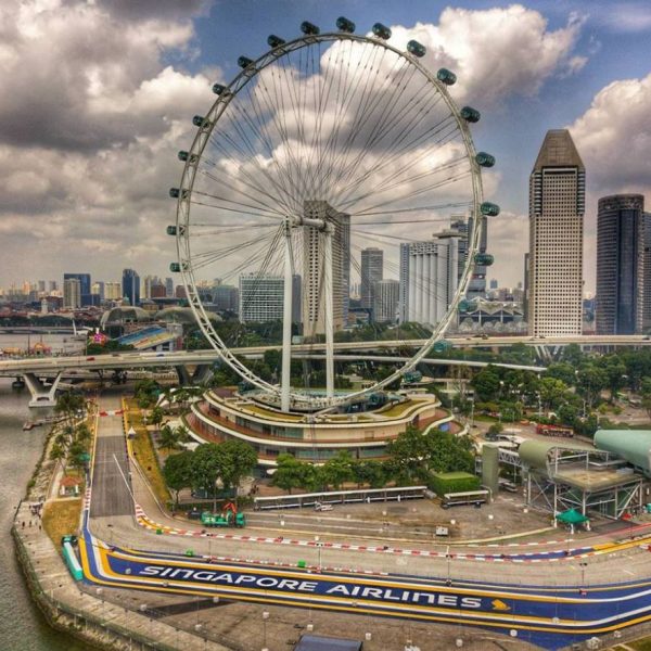 7 Most Famous Buildings In Singapore