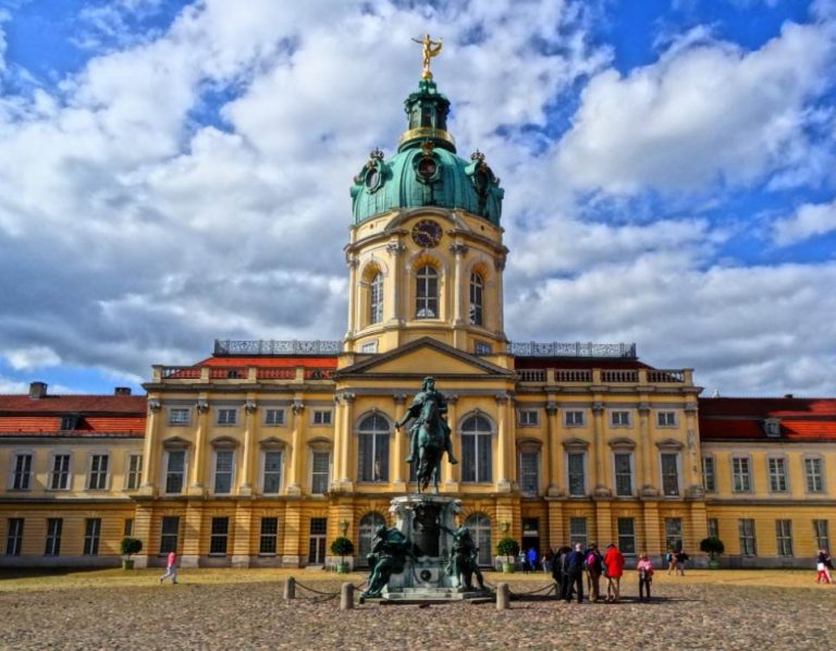 Top 14 Famous Baroque Buildings