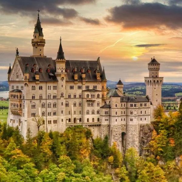 Top 10 Famous Romanesque Buildings