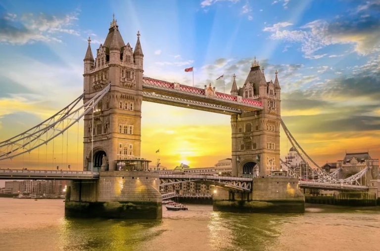 Top 12 Famous Gothic Revival Buildings