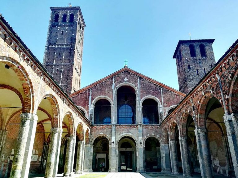 Top 10 Famous Romanesque Buildings
