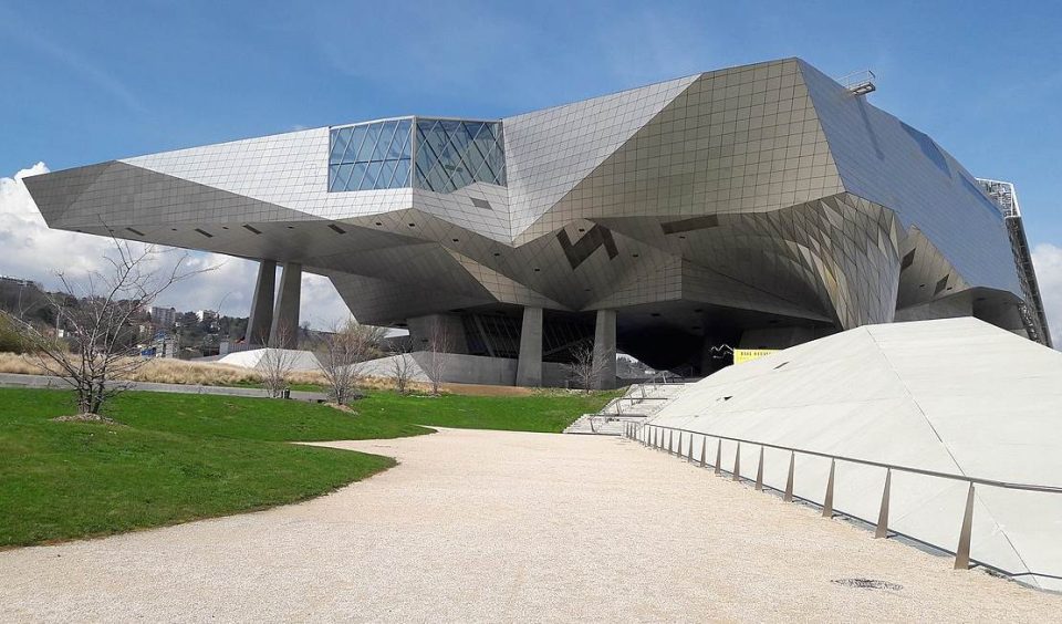 Top 10 Famous Deconstructivist Buildings