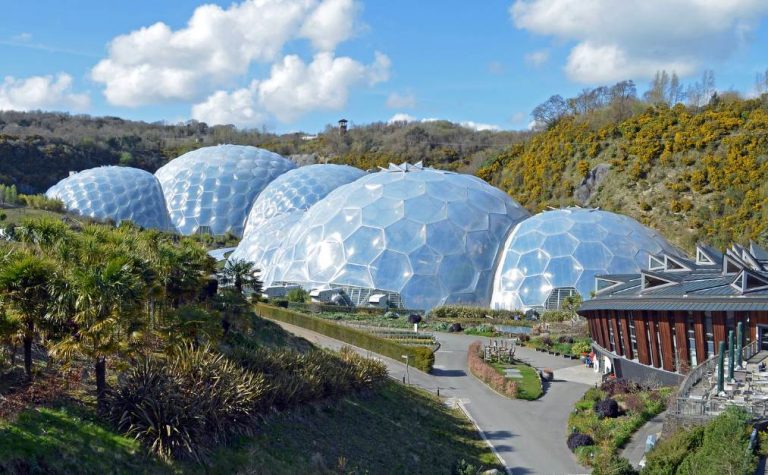 Top 10 Famous Blobitecture Buildings