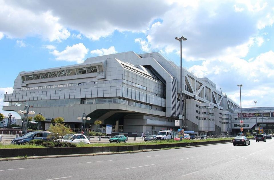 Top 10 Famous High-Tech Buildings