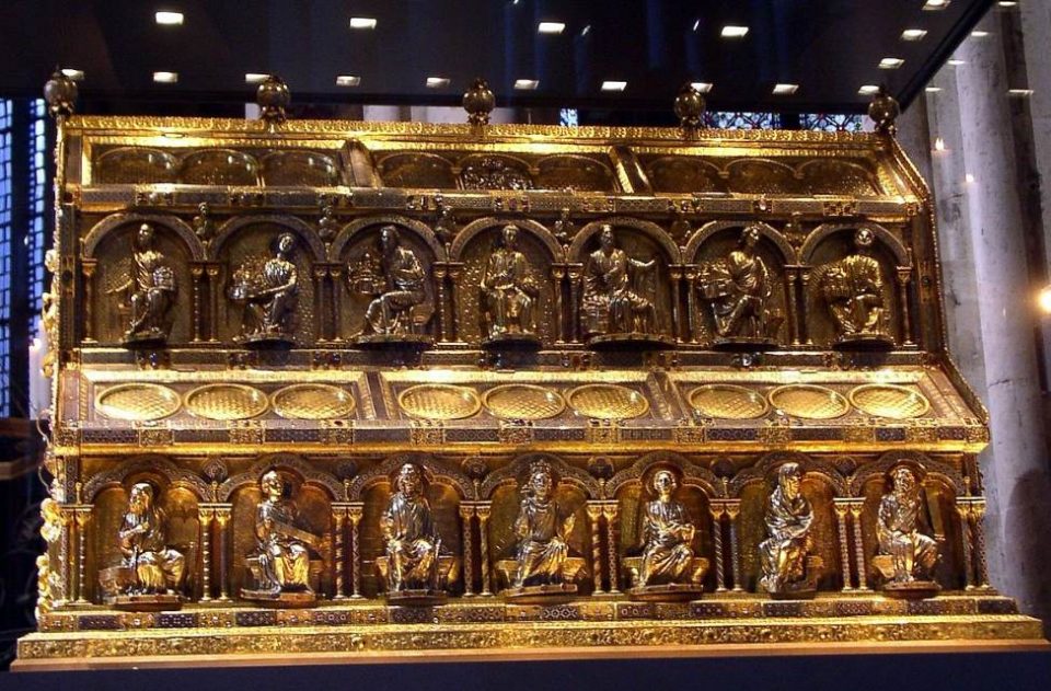 Top 10 Famous Romanesque Artworks