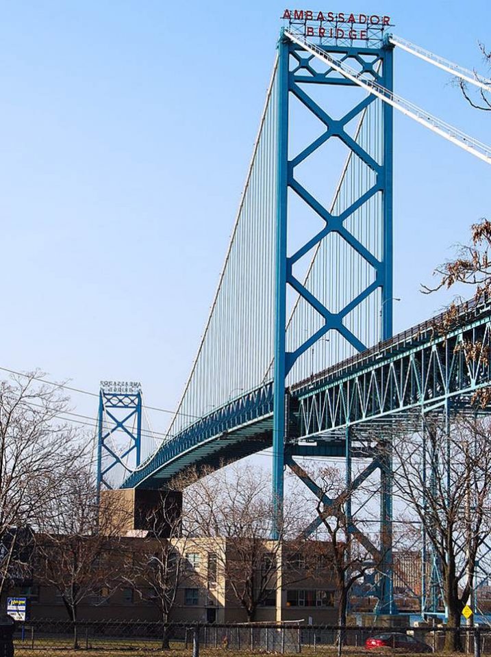 Top 10 Famous Bridges in Canada