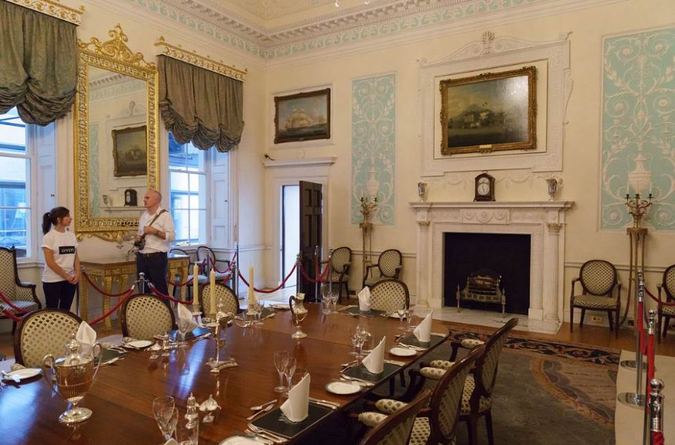 Top 8 Stunning Facts about the Lloyd's Building