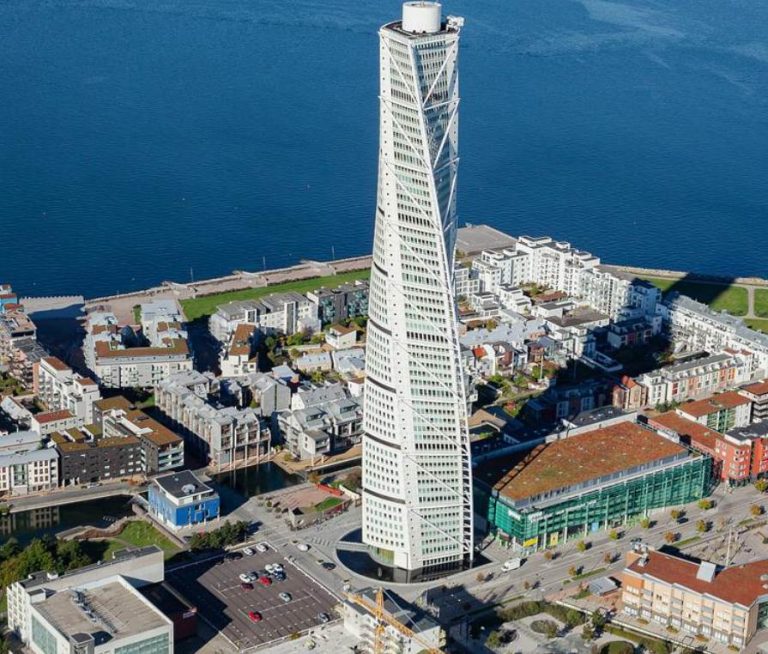 Top 10 Famous Twisted Skyscrapers