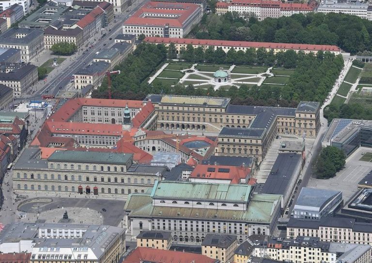 Top 10 Famous Buildings in Munich