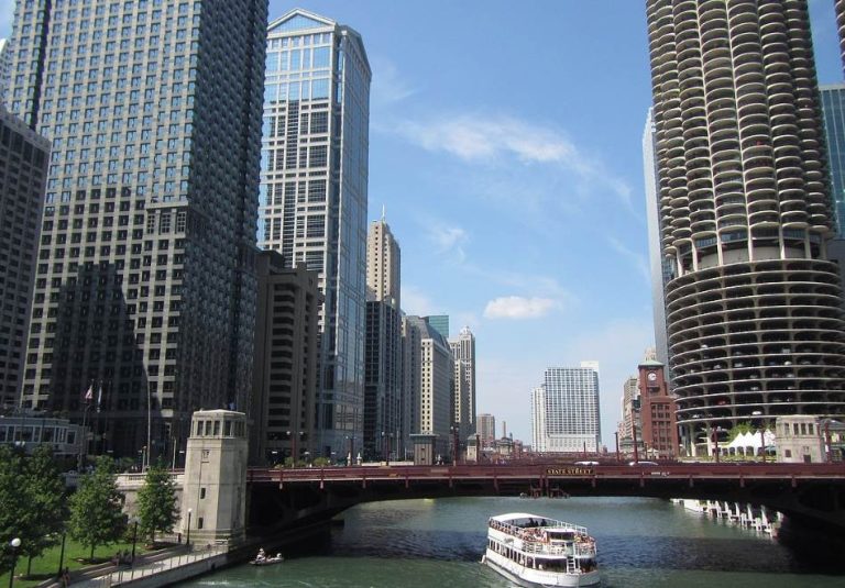 Top 10 Famous Bridges in Chicago