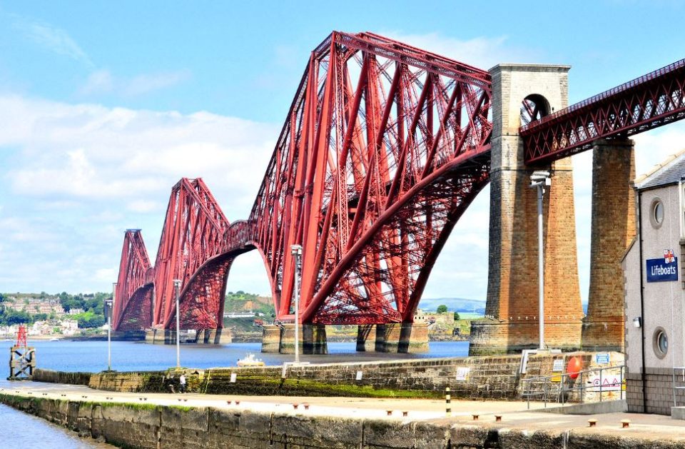 Victorian Architecture - 10 Famous Victorian Buildings