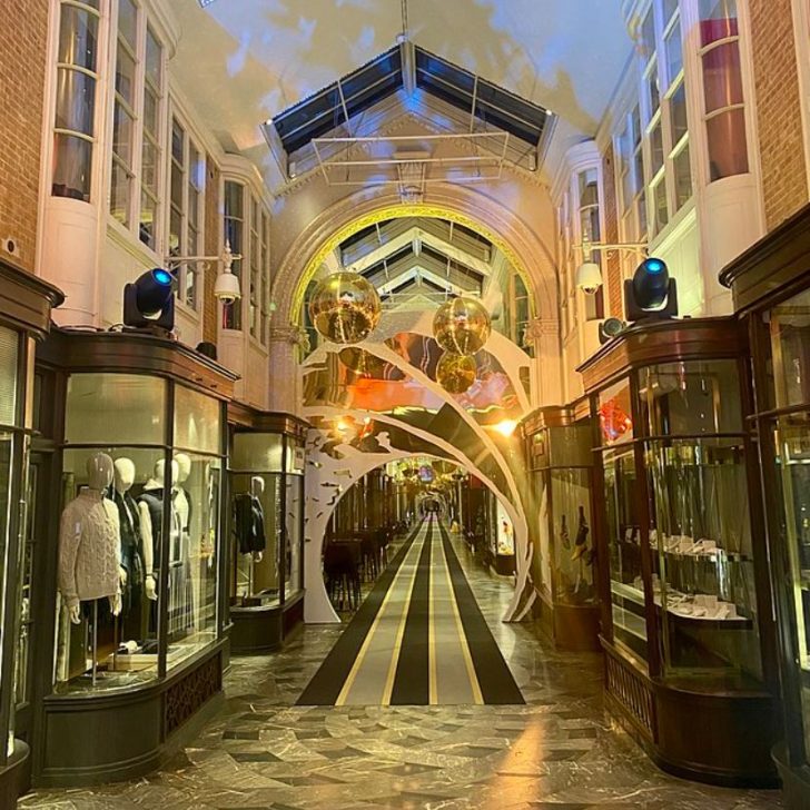 8 Historic Facts about the Burlington Arcade in London